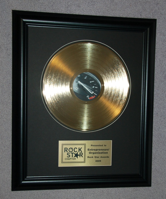Personalised gold disc store